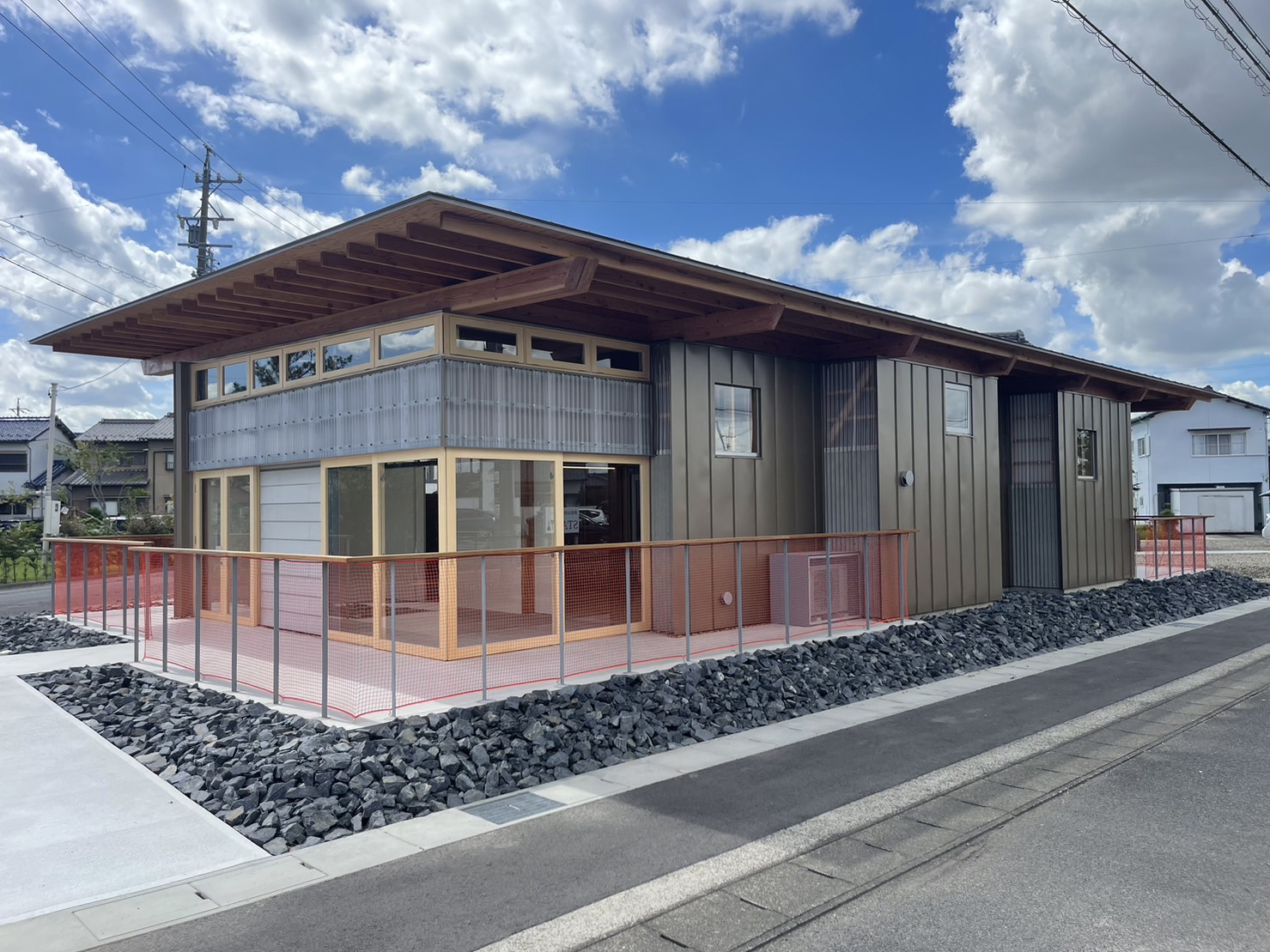 施工事例ー施設 – 一宮市の総合建築、不動産の株式会社itac、個人自由設計から大型商業施設まで